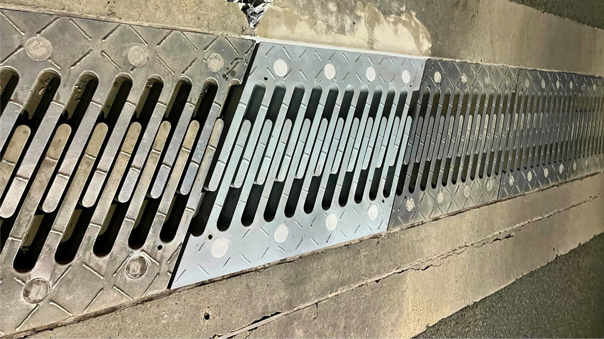 Replacement of WP350 Panels